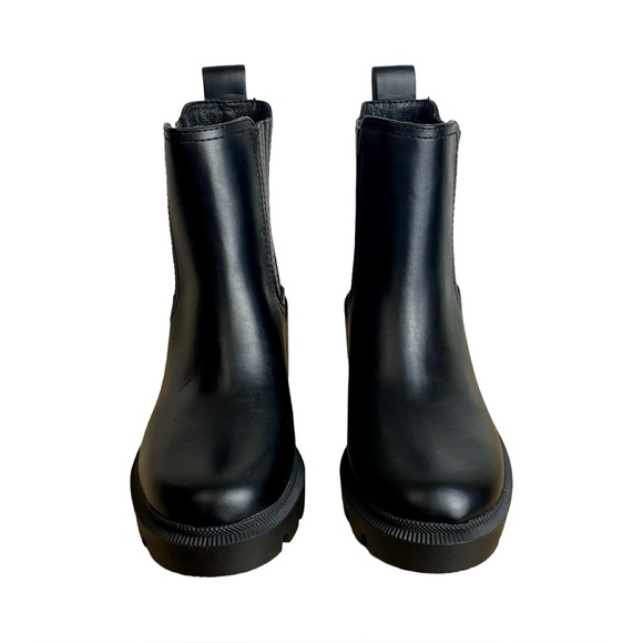 Universal Thread | Shoes | Universal Thread Black Lug Sole Chelsea ...